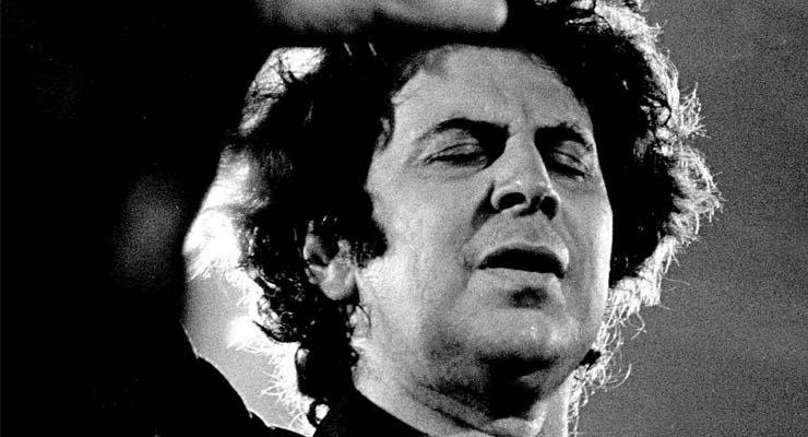 Theodorakis'ten SYRIZA'ya övgü: Çipras ve Varufakis sayesinde bir kez ...