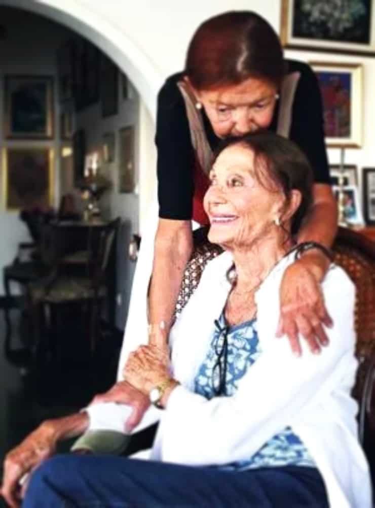 Yıldız Kenter'in kızı Leyla Kenter öldü - Diken