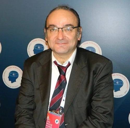 İnmenin üç temel belirtisi: Yüzde kayma, konuşma bozukluğu, kolda ...