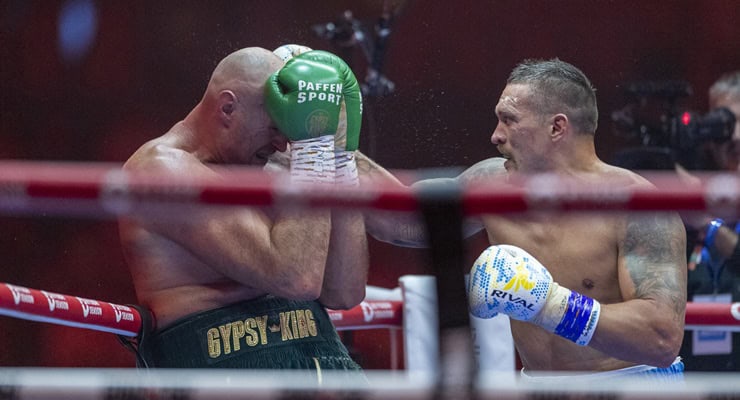 Fury mağlup: Dünya ağır sıklet boks şampiyonu Ukraynalı Oleksandr Usyk ...