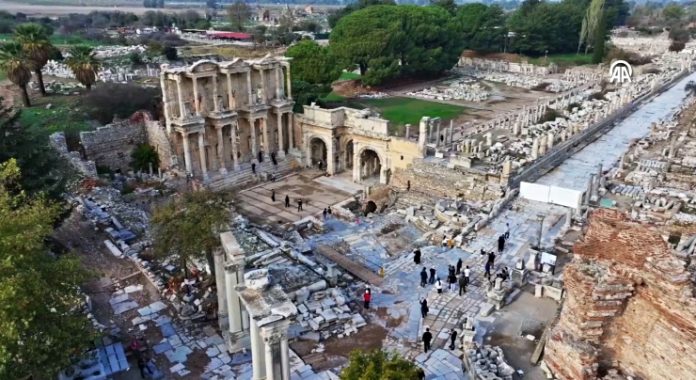 Romalı seçkinlerin küveti yalak olarak kullanılmış - Diken