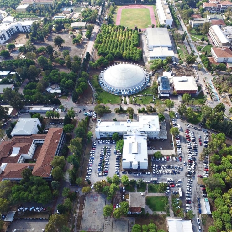 Ege Üniversitesi ihalelerinde usulsüzlük: 150 taşıt ve 49 taşınmaza el ...